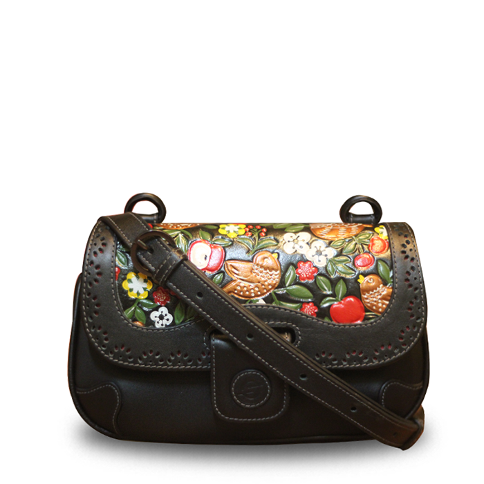 SMALL PALUPI - LEATHER CARVING AND PAINTING BLACK - Sewstories