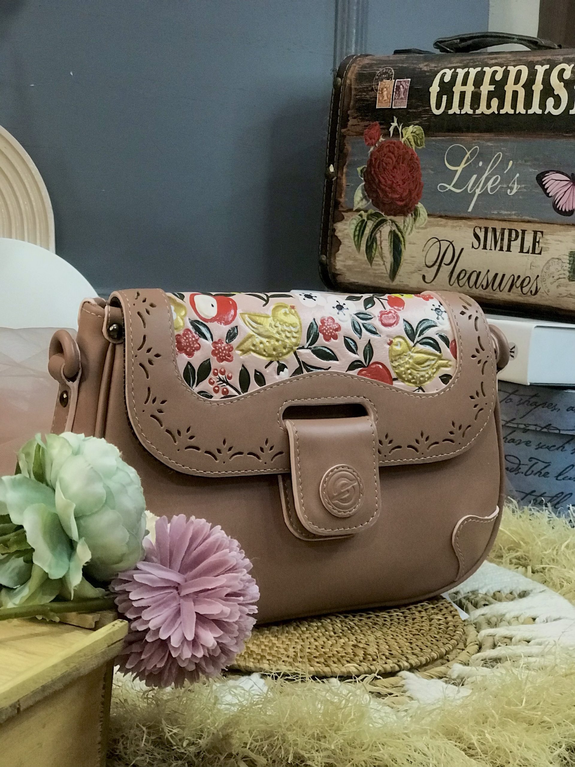 Small palupi singing bird carving series (pink) – Sewstories